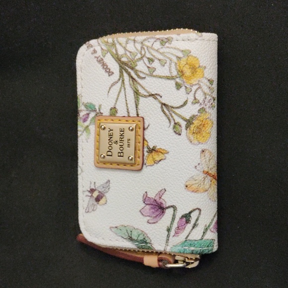 Dooney & Bourke | Bags | Dooney Bourke Botanical Collection Zip Around ...
